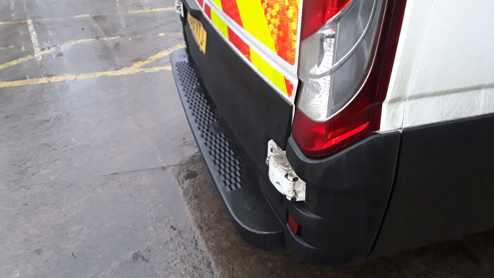 Iveco Daily Rear Step 2014 to 2022 – Black Van Step 2 Step Rhino Access ...